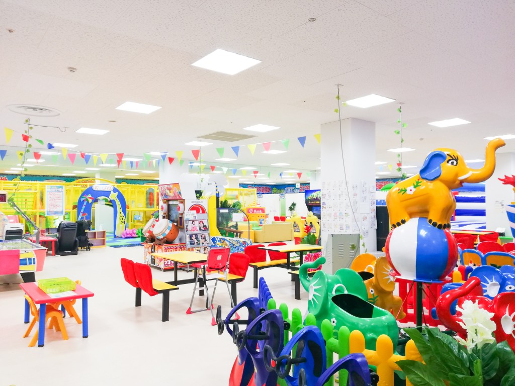 熊本で雨の日でも子供が遊べるおすすめの室内遊び場一覧|アスレチック楽しい 八代連絡帳